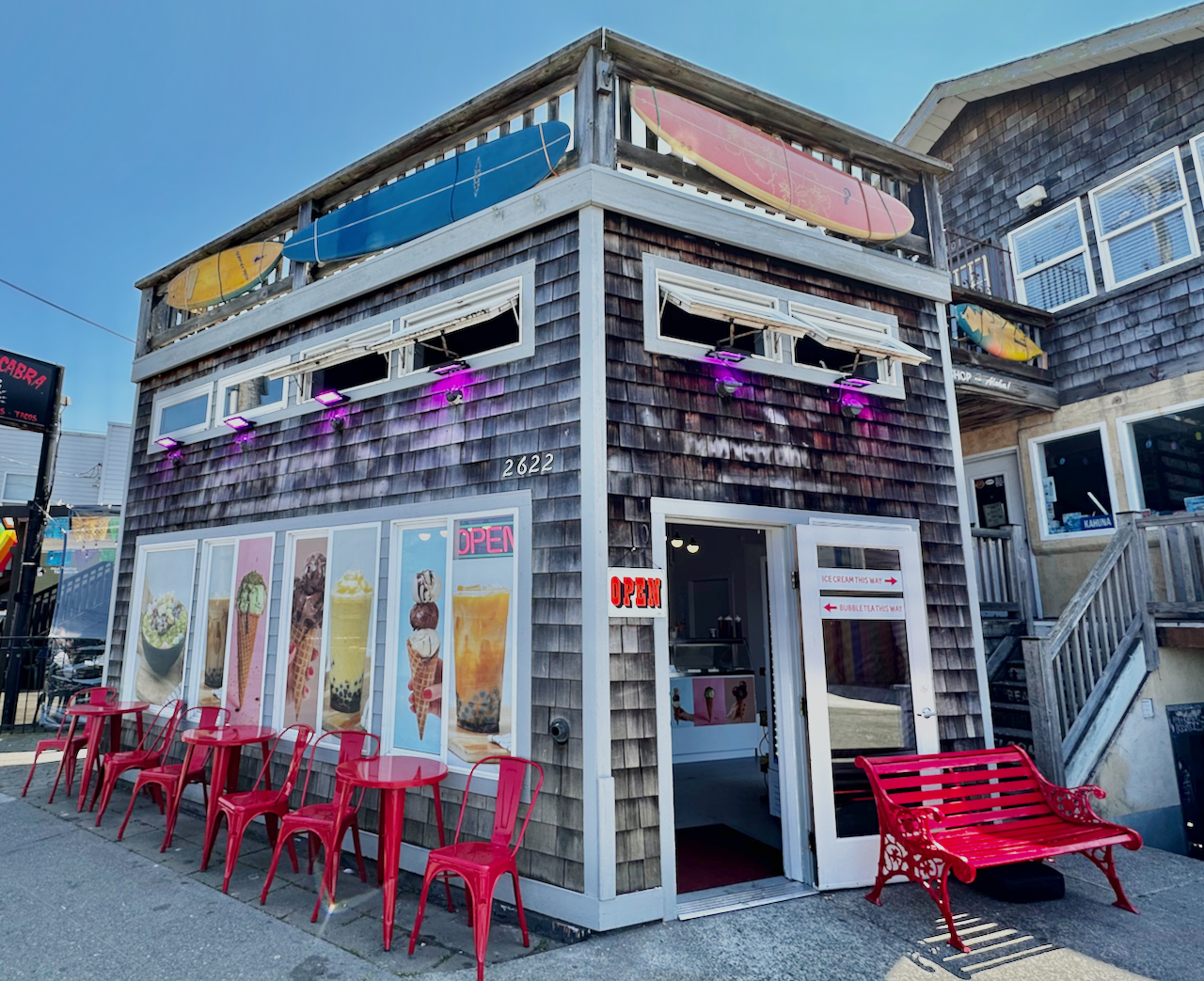 Alki Ice Cream and Bubble Tea opens on the beach | Westside Seattle